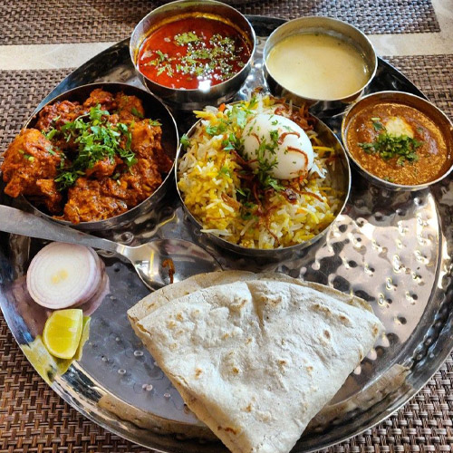 Chicken Thali – Dosa Village